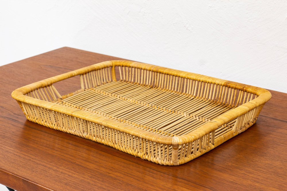 Rattan Tray by Artek, 1960s for sale at Pamono