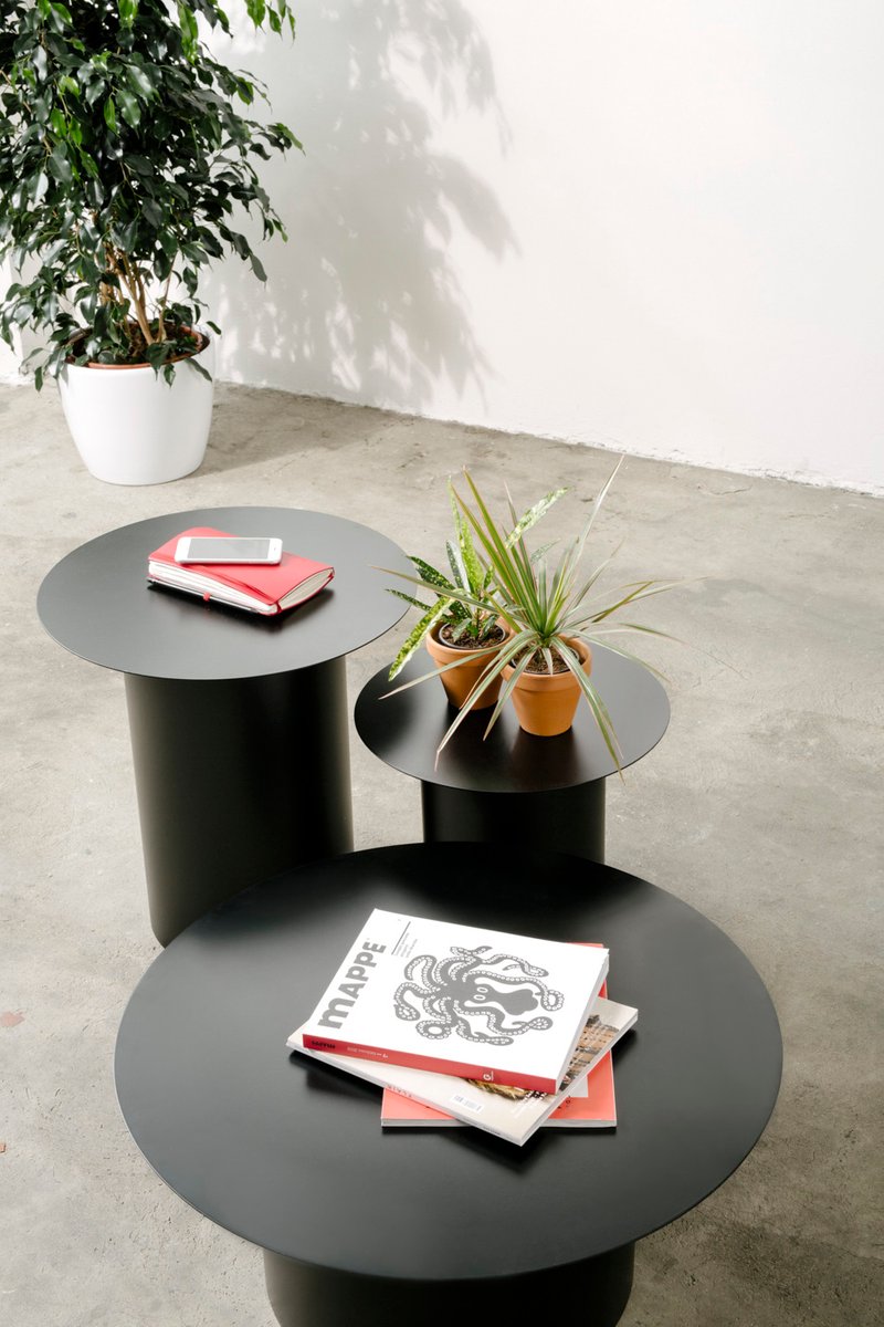 Chiodo NA4 Table by Marco Ripa for sale at Pamono