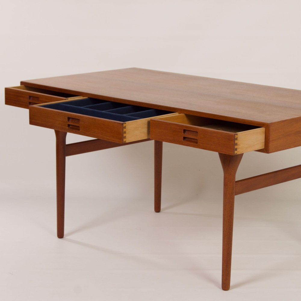 Danish Nd 93/3 Desk by Nanna Ditzel for Søren Willadsen, 1950s for sale ...