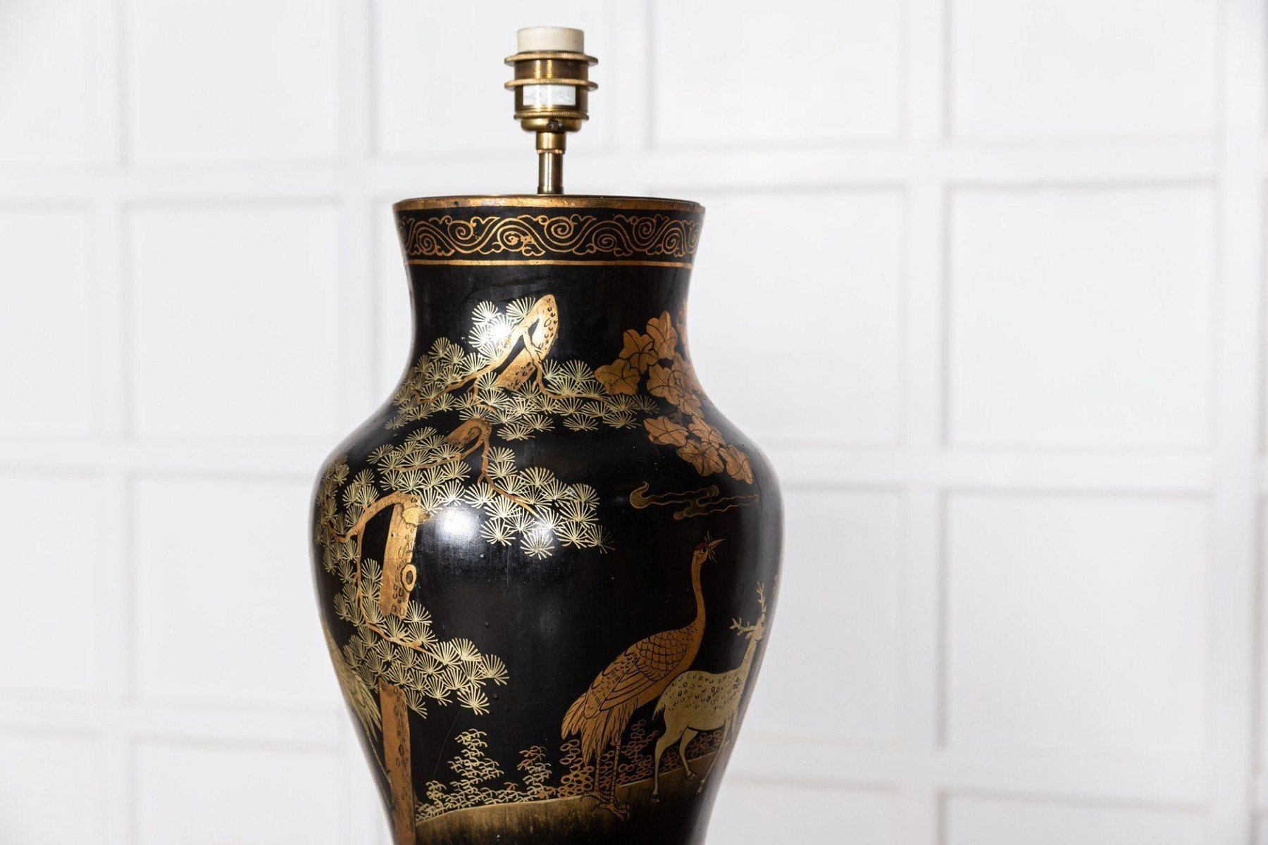 Large Chinese Papier-Mâché Table Lamps, 1950s, Set of 2 for sale at Pamono