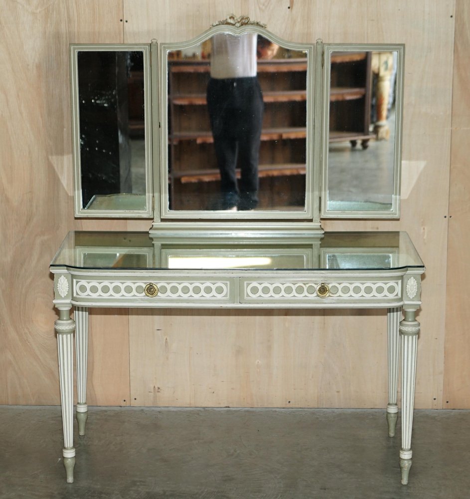 Antique French Dressing Table from Mellier & Co Anglo for sale at Pamono