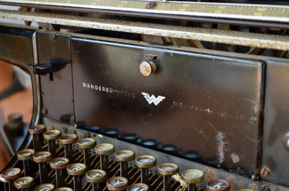 Large Typewriter from Continental for sale at Pamono