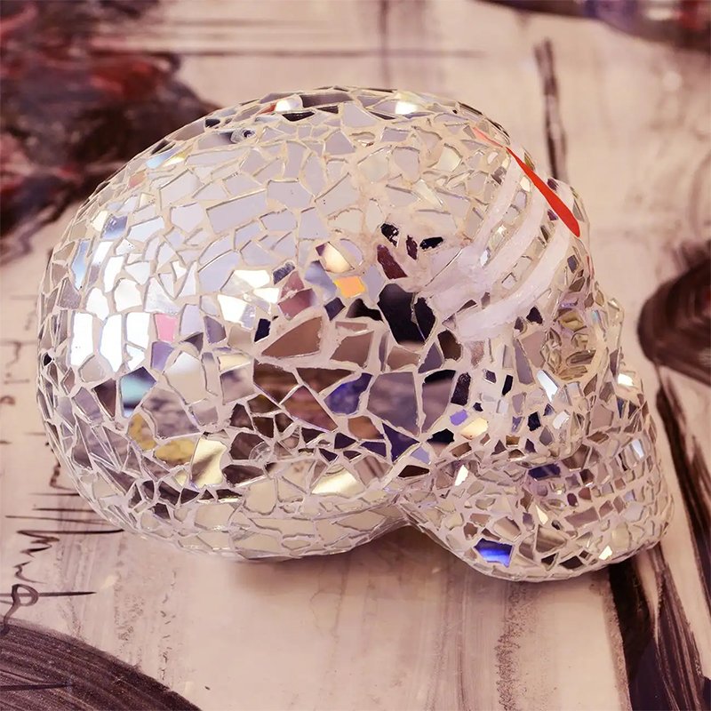 Skull Vanity Sadhu B Sculpture by Yael Chirinian for sale at Pamono