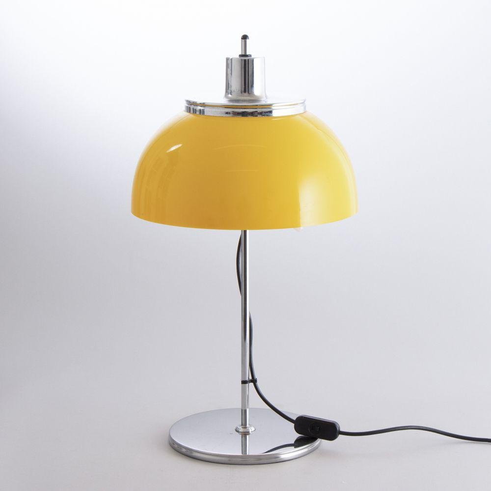 Mid-Century Faro Table Lamp from Guzzini for sale at Pamono