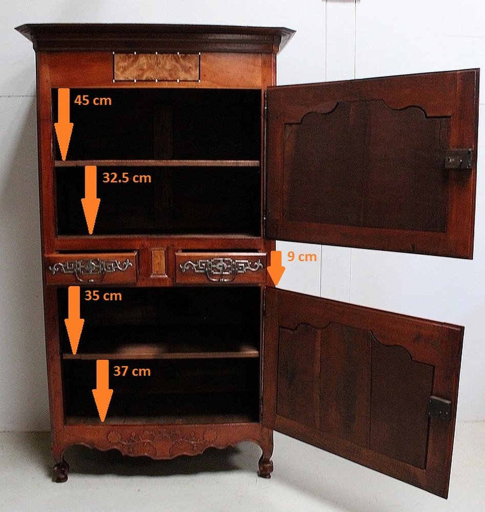 Meuble Style Louis XV en Merisier Rouge, Vendée, France, 19ème Siècle ...