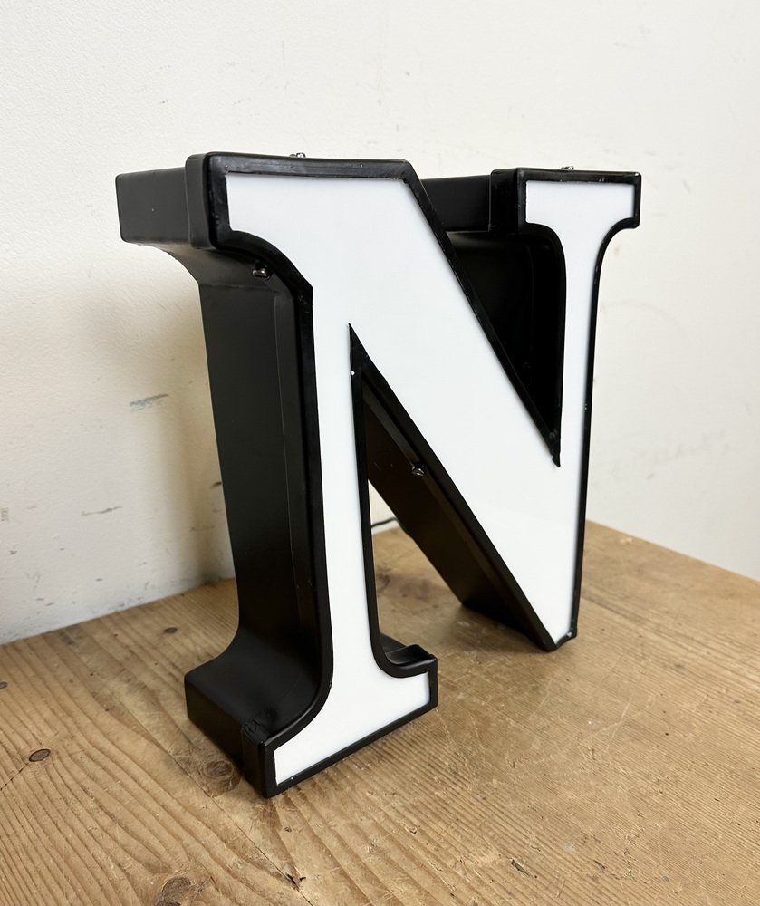 Vintage Illuminated Letter N, 1970s for sale at Pamono