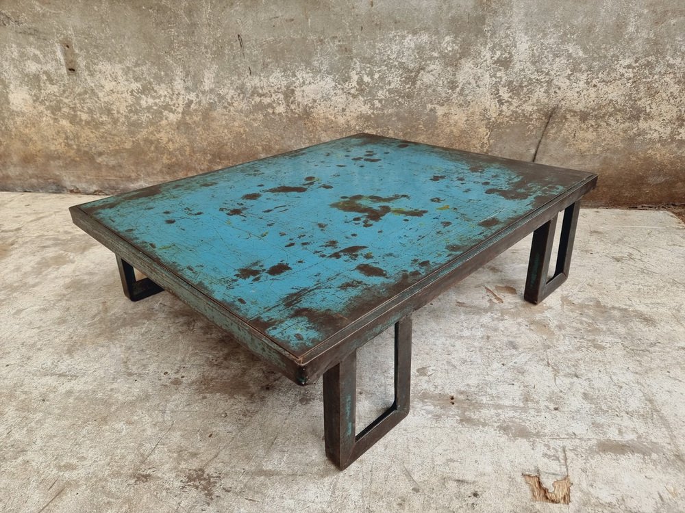 Industrial Steel Azure Coffee Table for sale at Pamono