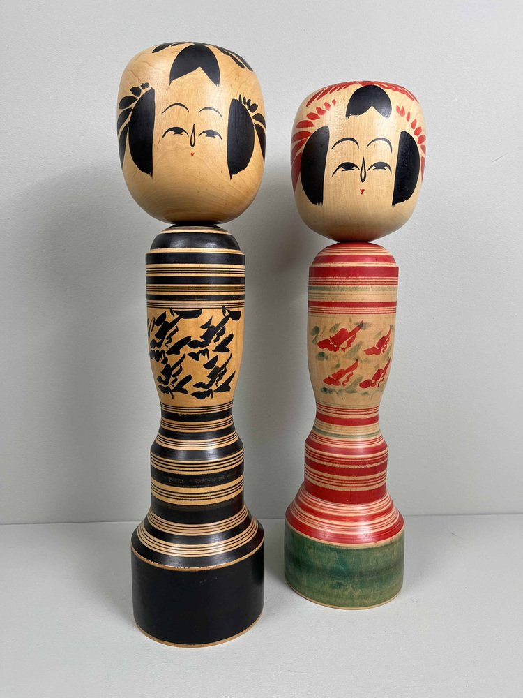 Vintage Sakunami Kokeshi Dolls, 1960s, Set of 2 for sale at Pamono