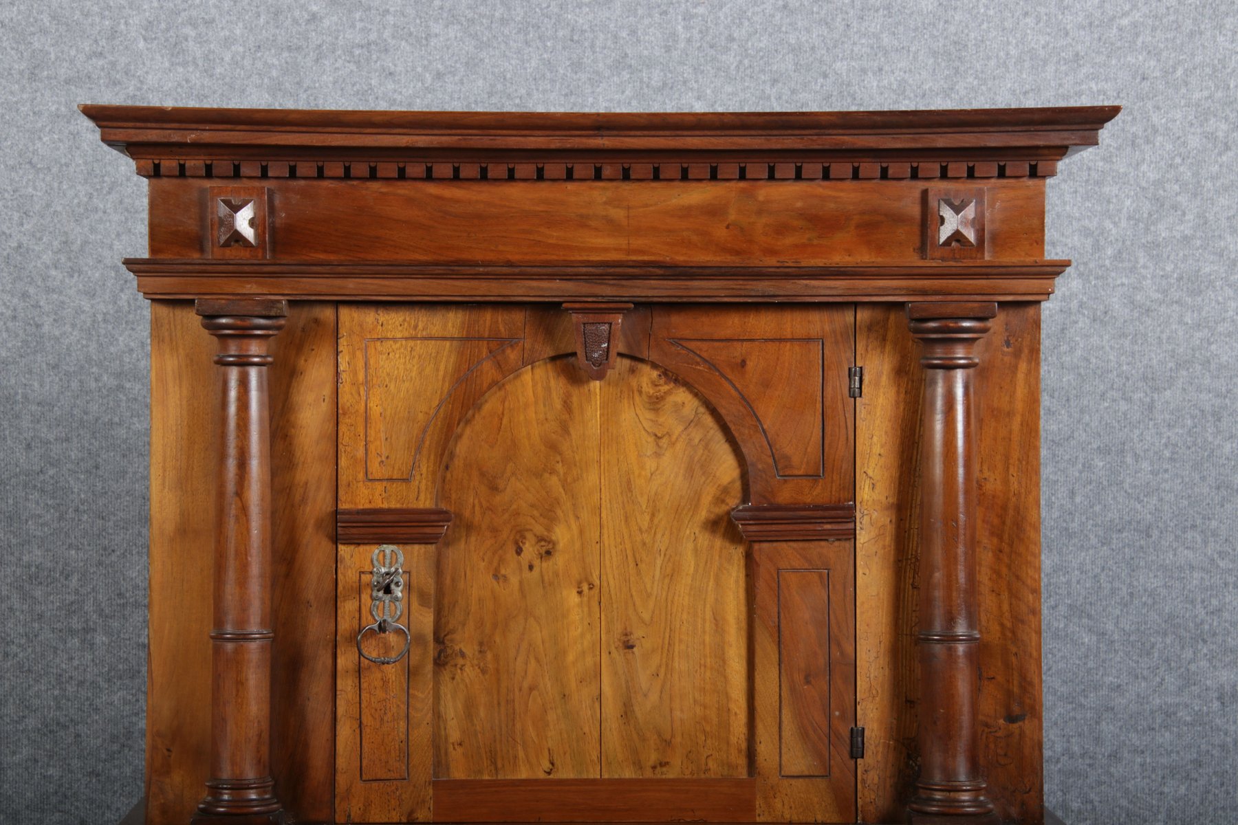Small Baroque Walnut Cabinet with Drawers, 1700s for sale at Pamono
