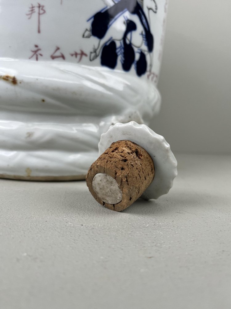 Porcelain Sake Barrel, 1930s for sale at Pamono