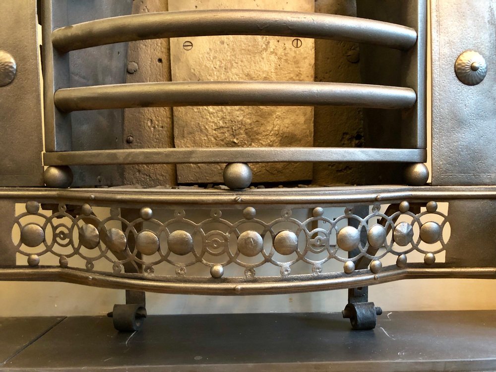 Griglia antica in stile georgiano in acciaio brunito e ferro battuto in ...