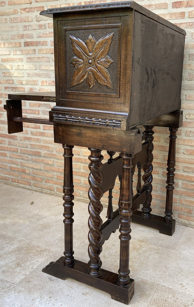 Antique Spanish Renaissance Bar Cabinet in Oak, 1890 for sale at Pamono