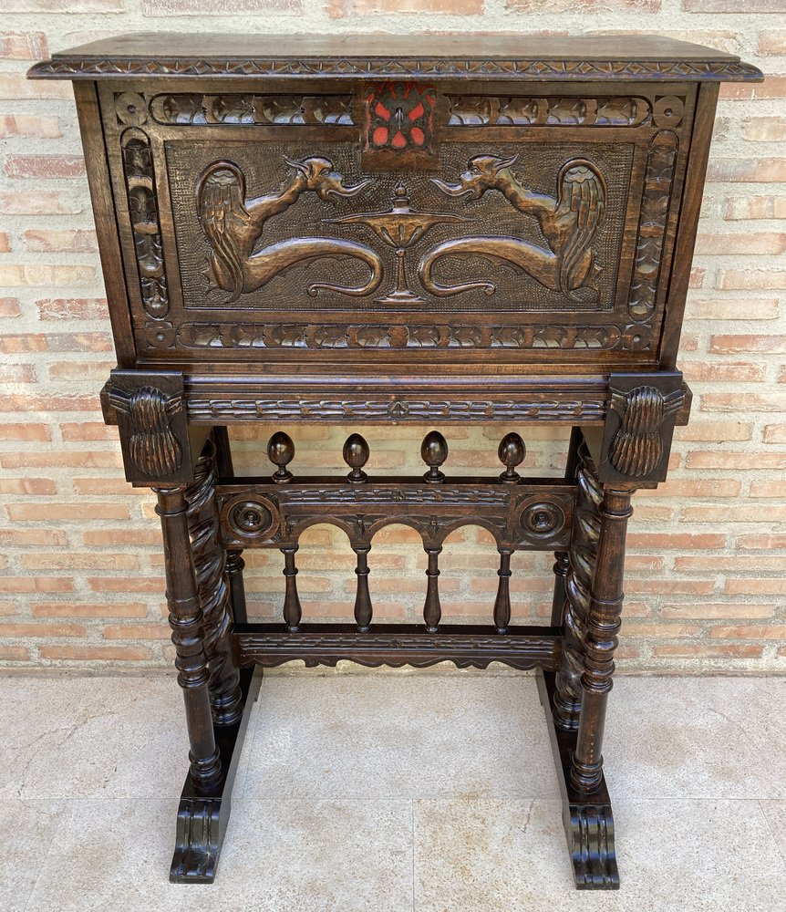 Antique Spanish Renaissance Bar Cabinet in Oak, 1890 for sale at Pamono