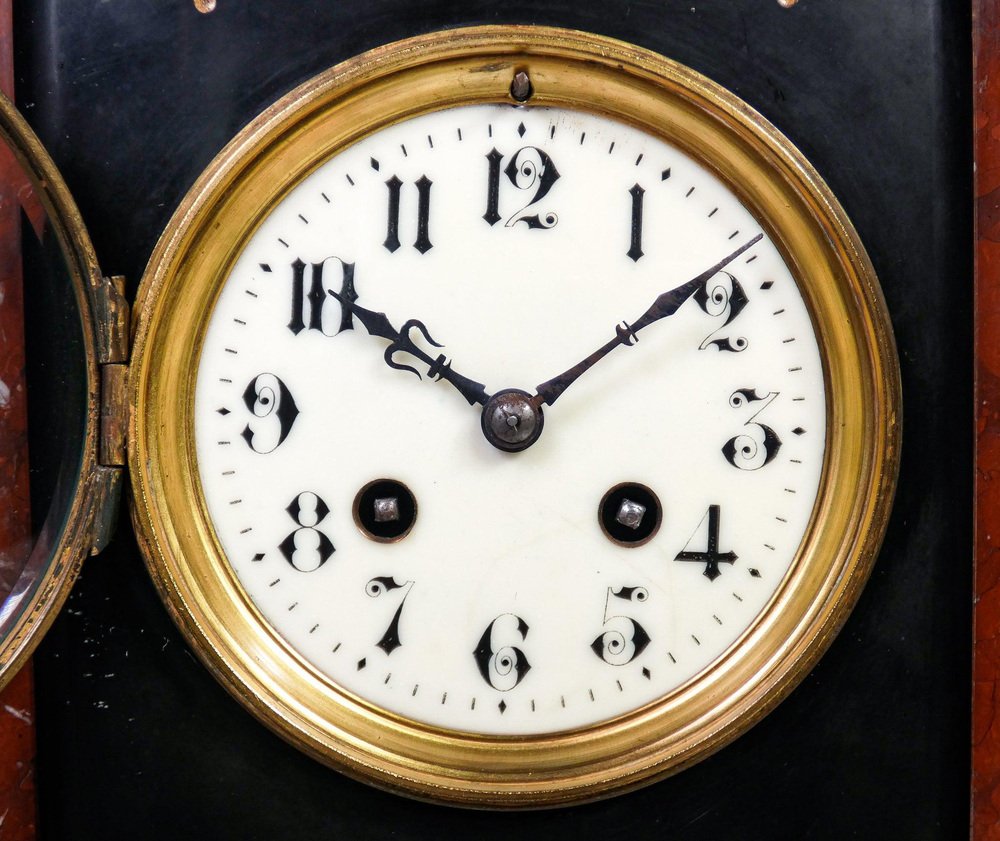 Marti Pendulum Clock with Bronze Sculpture for sale at Pamono