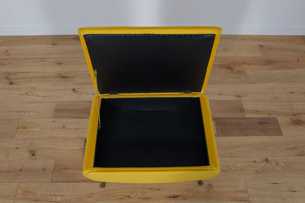 Mid-Century British Stool, 1970s for sale at Pamono
