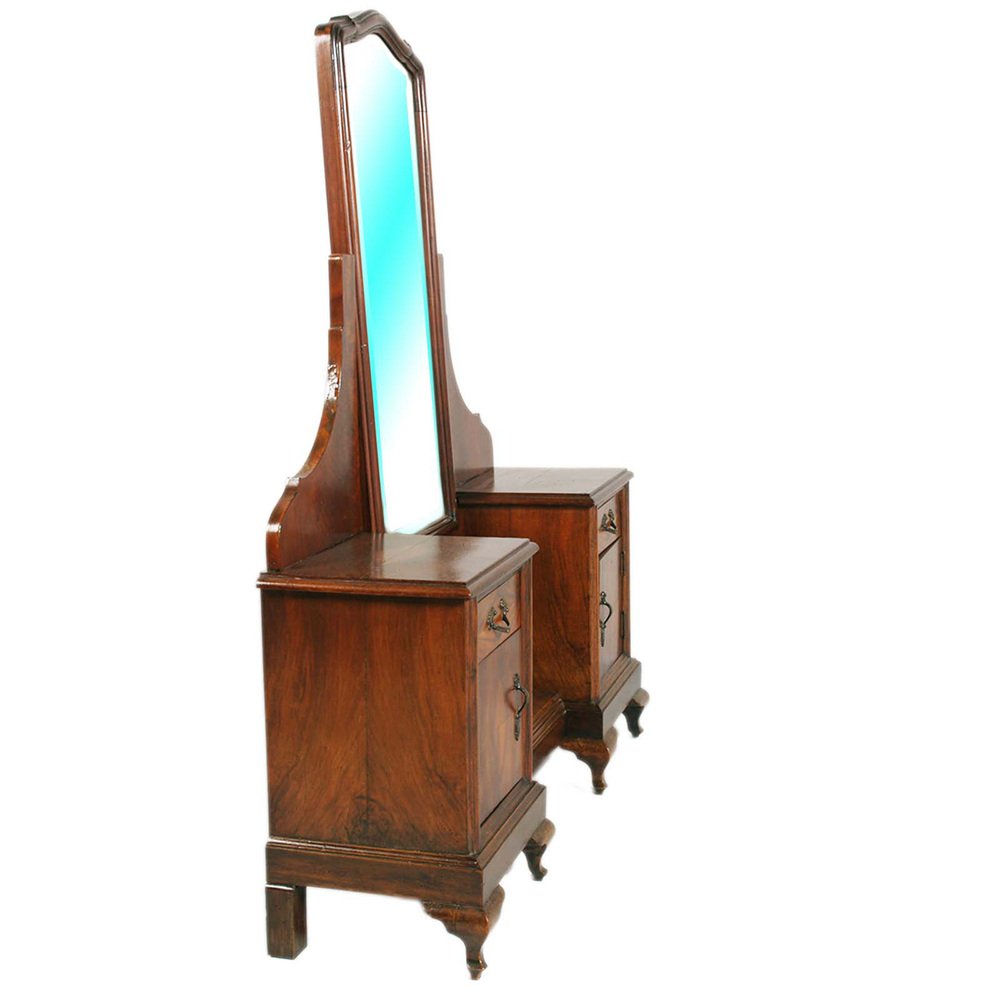 Italian Art Nouveau Dresser with Mirror in Walnut, 1890s for sale at Pamono