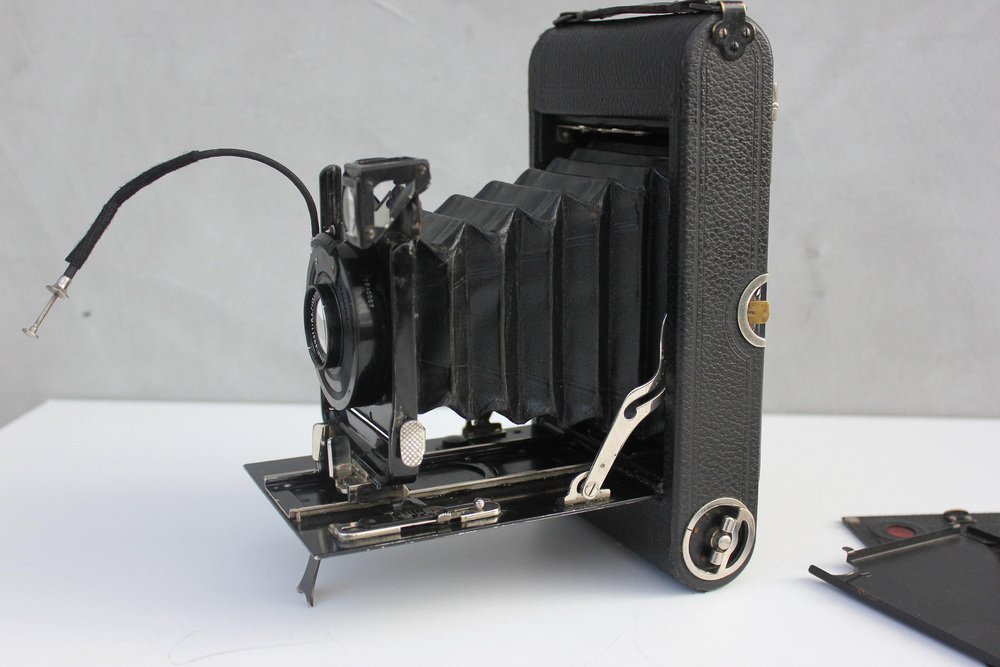 Vintage CRONOS B Folding Photo Camera from Ernemann Dresden, Early 20th ...