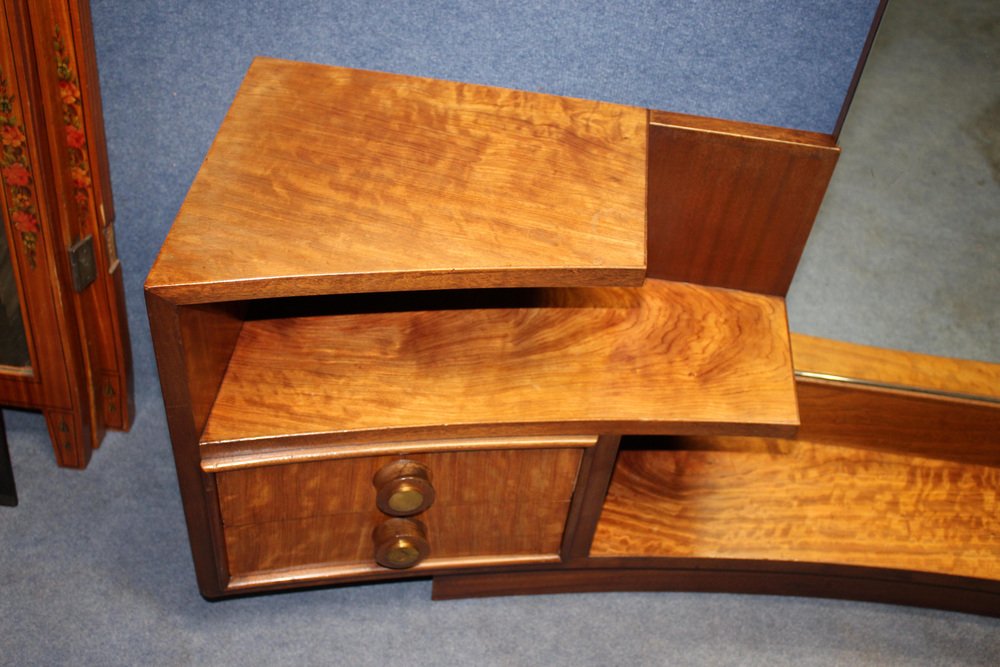 Brown Dressing Table, 1940s for sale at Pamono