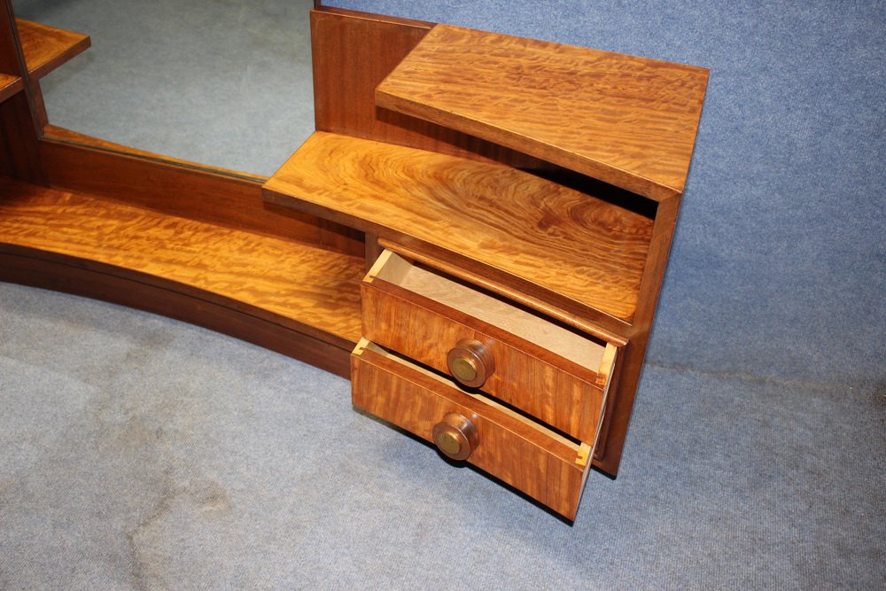 Brown Dressing Table, 1940s for sale at Pamono