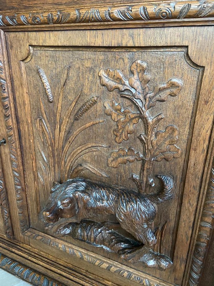 French Louis XIII Hunting Buffet, 1880s for sale at Pamono