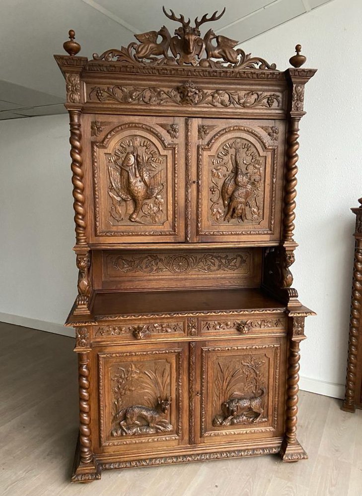 French Louis XIII Hunting Buffet, 1880s for sale at Pamono