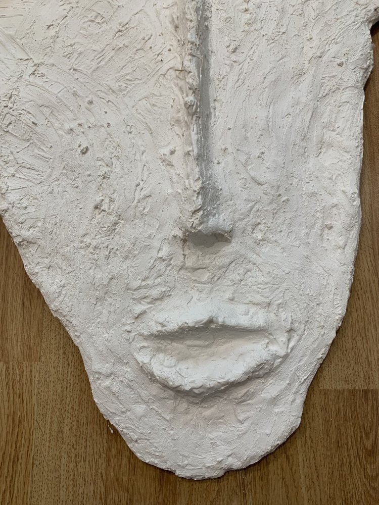 Phillipe Valentin, Gesicht Wandskulptur, 2020er, Gips bei Pamono kaufen