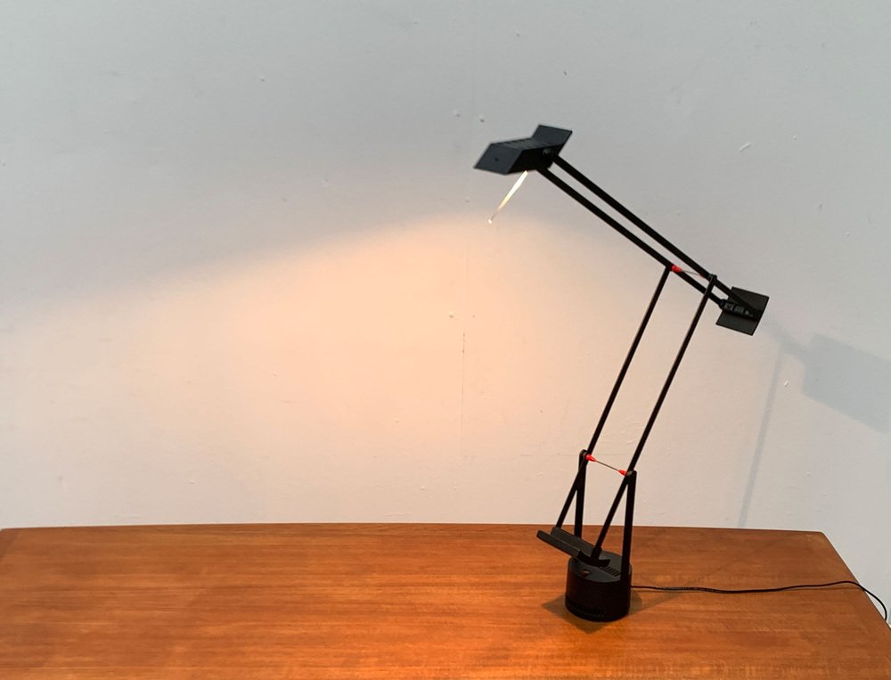 Italian Postmodern Tizio Table Lamp by Richard Sapper for Artemide ...