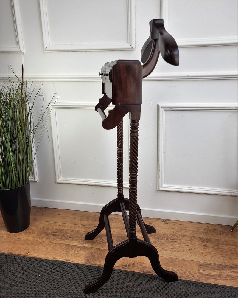 Italienischer Mid-Century Hollywood Regency Stummer Diener aus Holz von ...