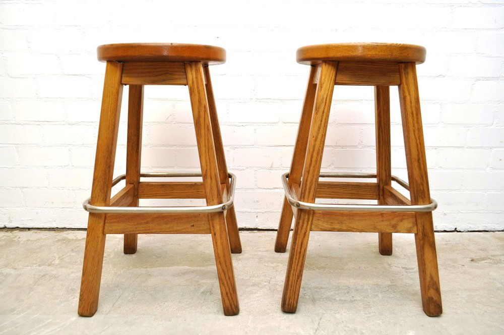 Set of American Bar Stools in Oak, 1960s for sale at Pamono