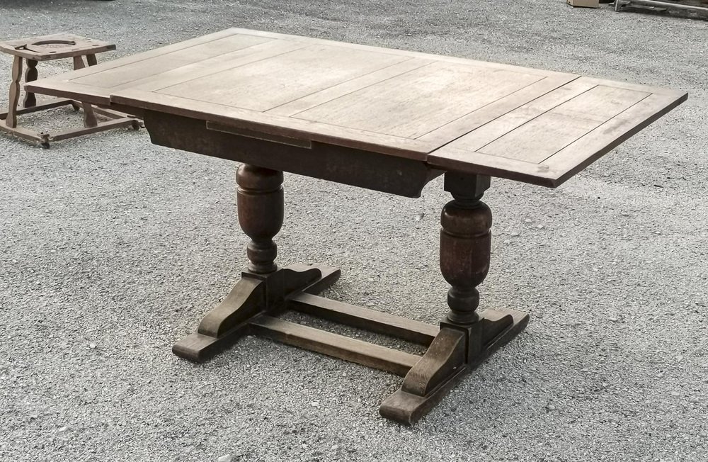 British Table in Oak, 1900 for sale at Pamono