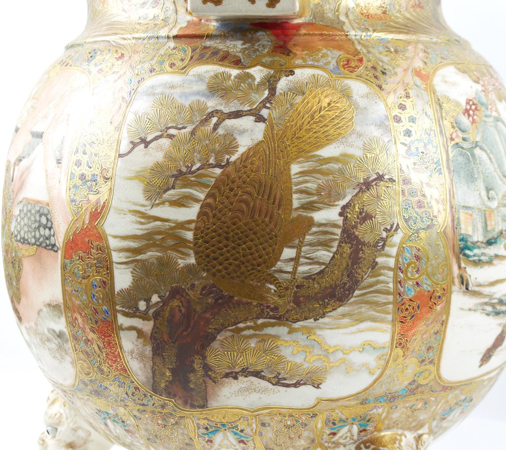 Large Japanese Meiji Porcelain Satsuma Vase for sale at Pamono