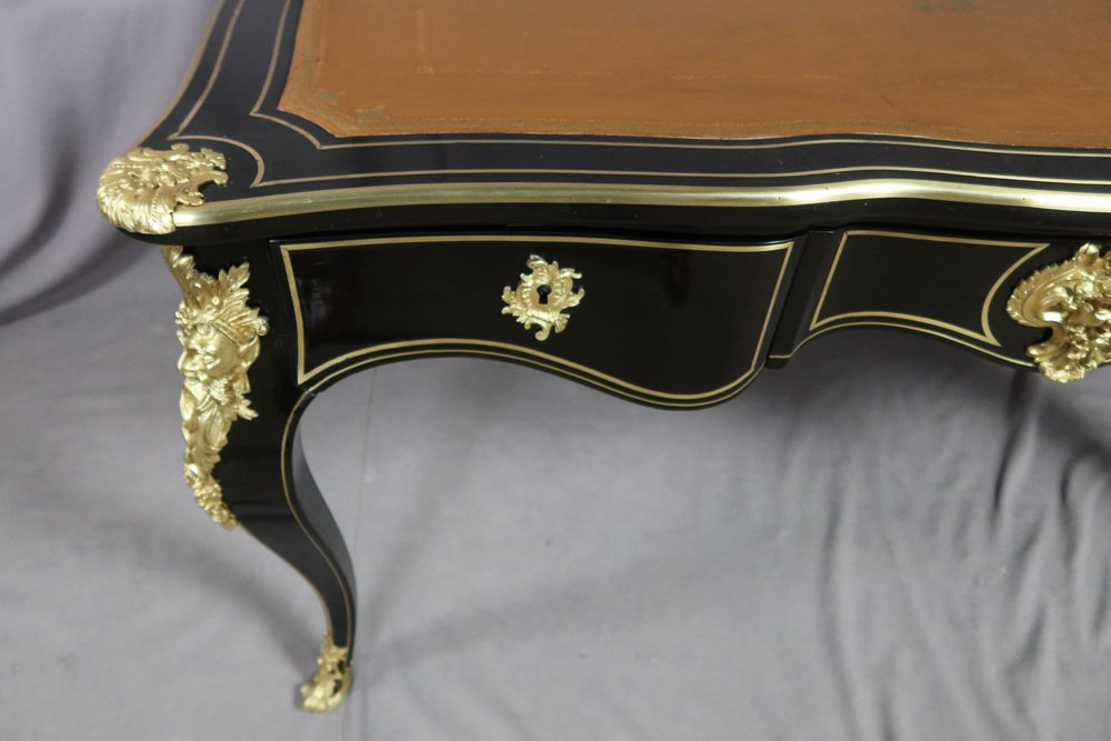 Louis XV Office Desk in Blackened Wood for sale at Pamono