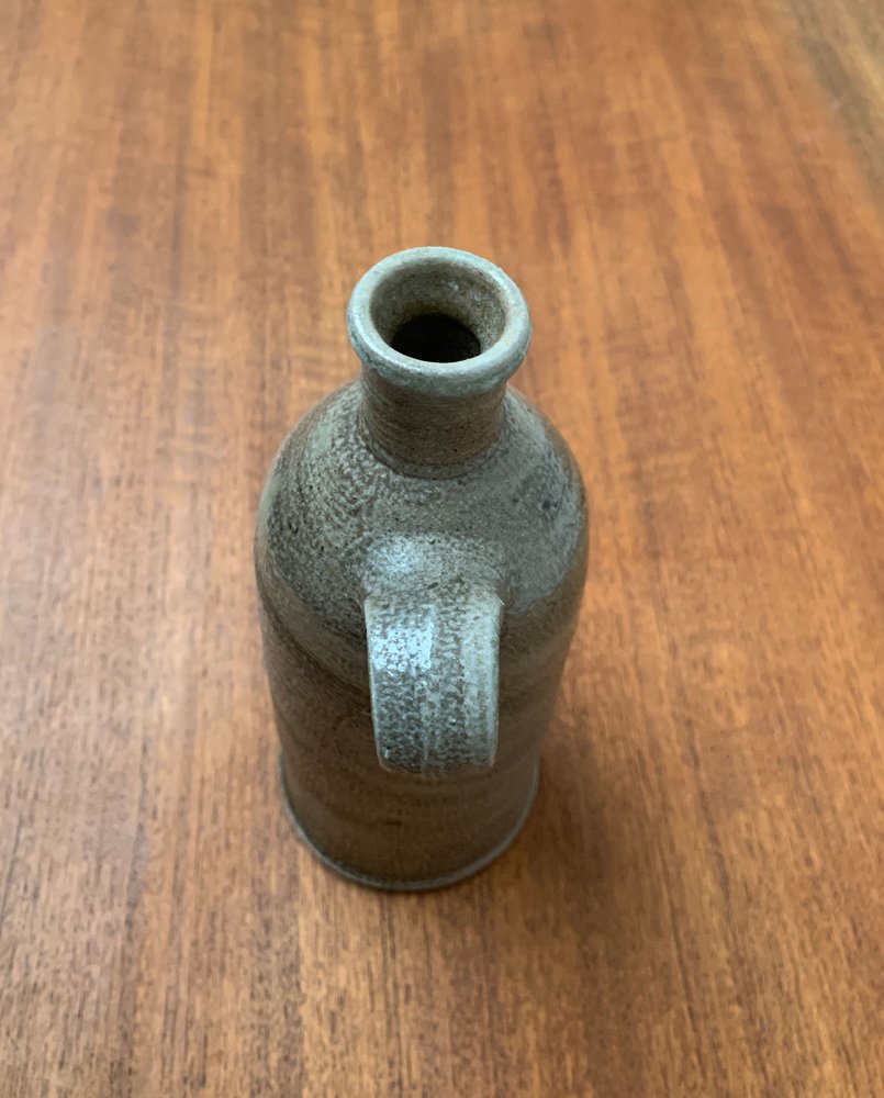 Mid-Century Minimalist Studio Pottery Carafe Vase, 1960s for sale at Pamono