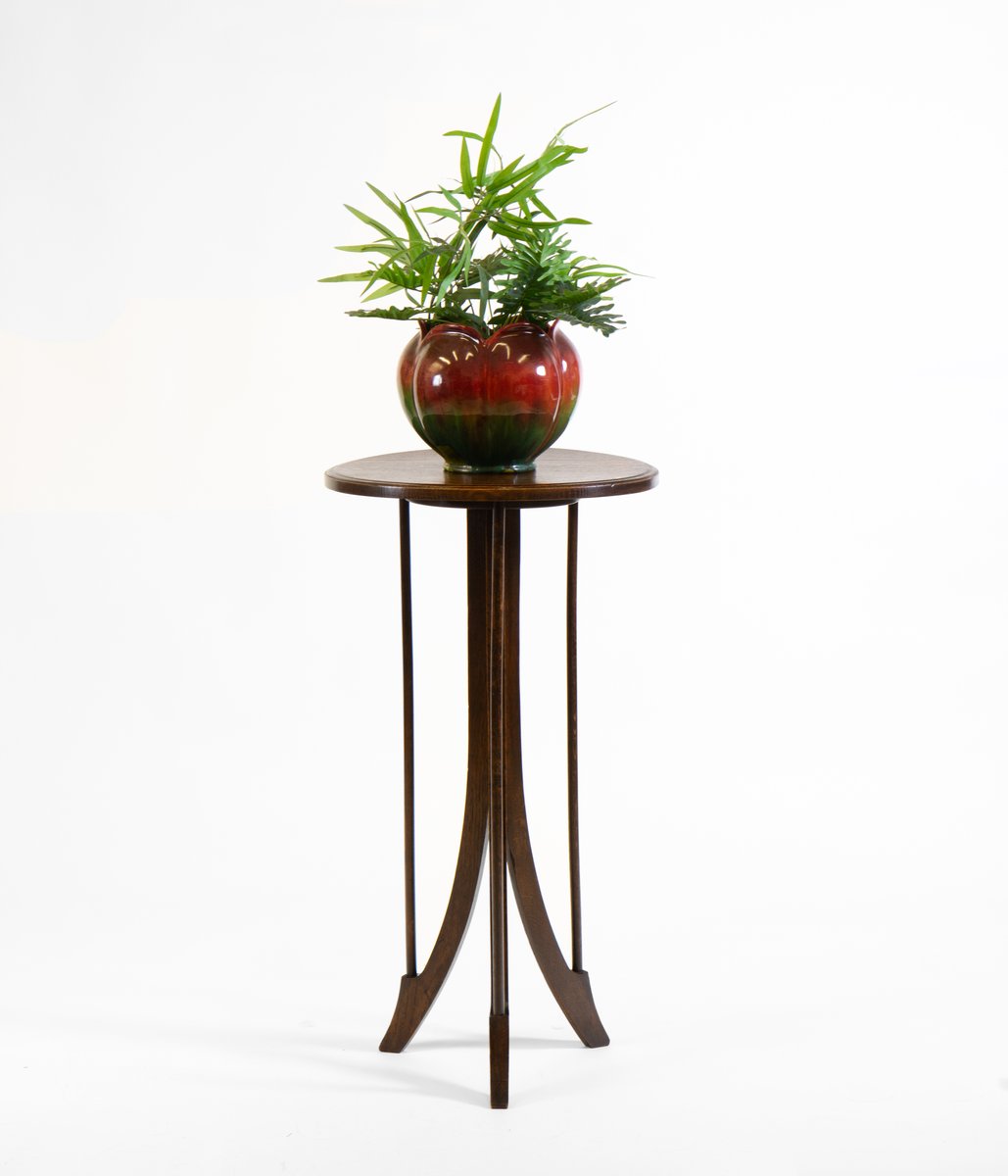 Art Nouveau Side Table in Oak, 1900 for sale at Pamono Art Nouveau Side Table in Oak, 1900 for sale at Pamono