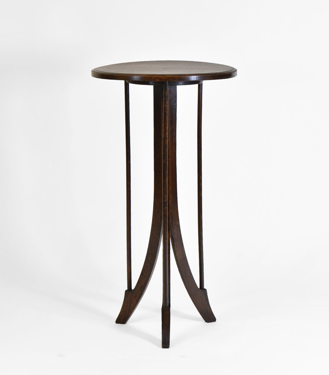 Art Nouveau Side Table in Oak, 1900 for sale at Pamono Art Nouveau Side Table in Oak, 1900 for sale at Pamono