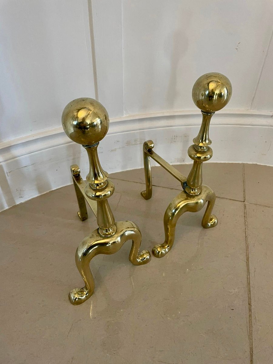Viktorianische Kaminhunde aus Messing, 1860er, 2er Set bei Pamono kaufen