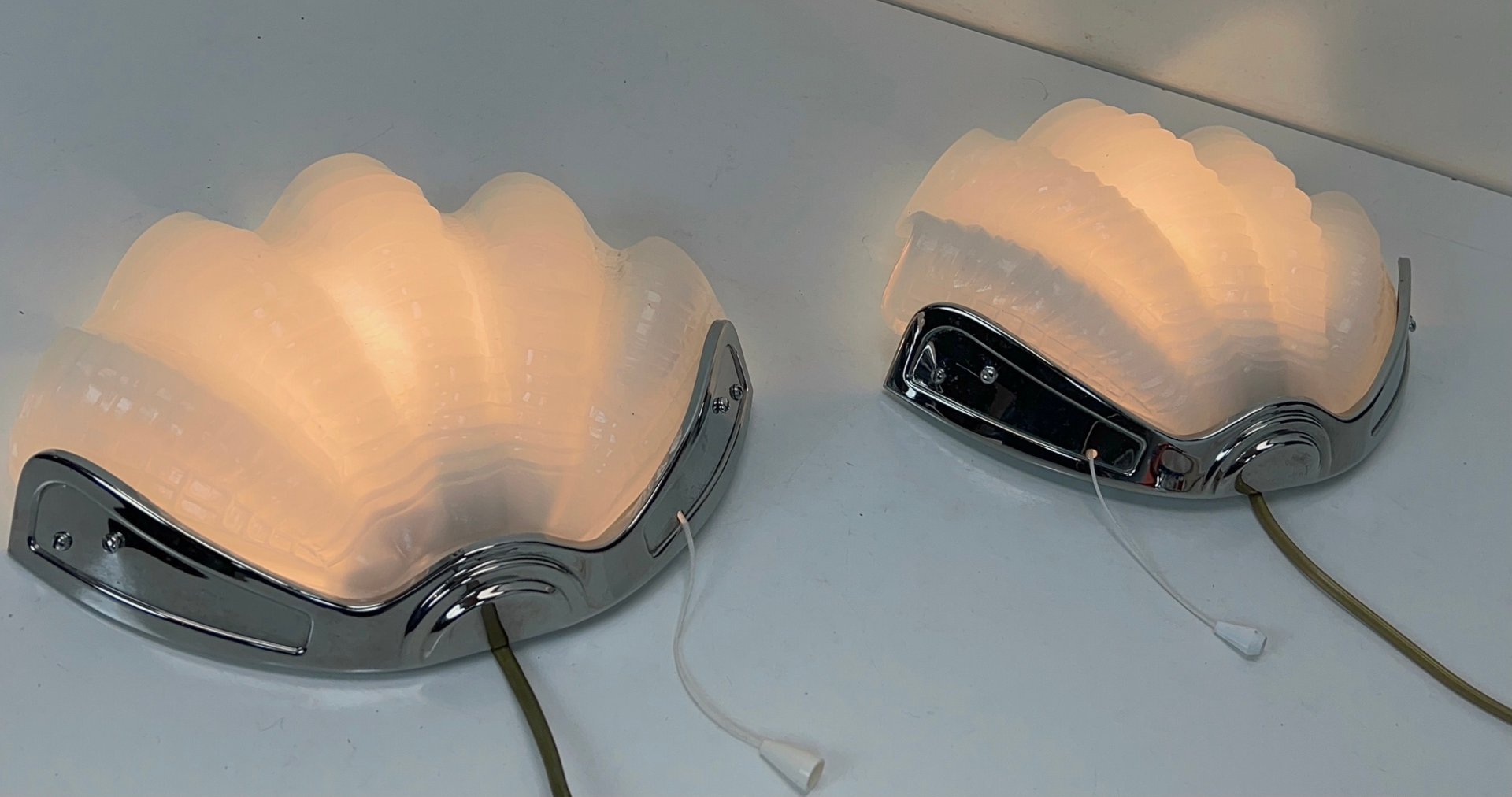 Art Deco Shell Wall Lights, 1920s, Set of 2 for sale at Pamono