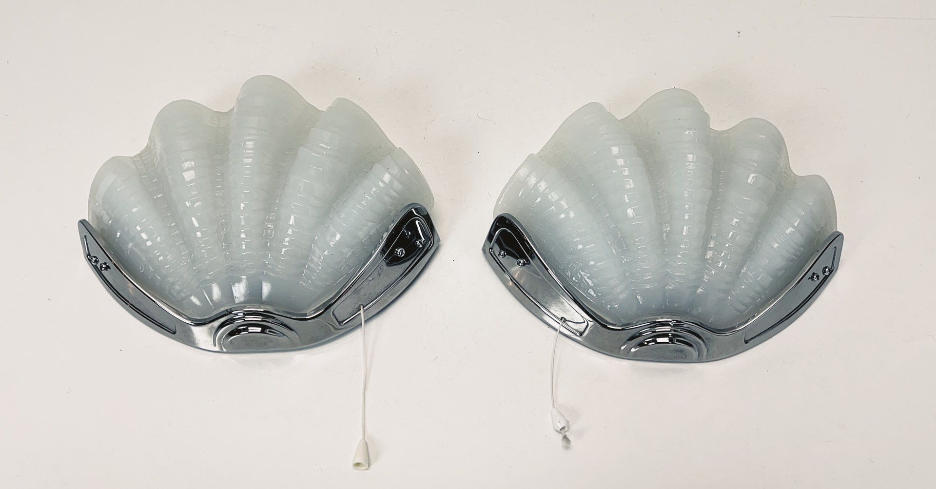 Art Deco Shell Wall Lights, 1920s, Set of 2 for sale at Pamono