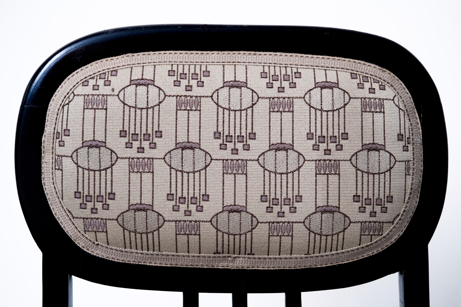 Sedie e tavolo Art Nouveau di Josef Hoffmann per Thonet, metà XIX secolo, set di 3 in vendita su ...