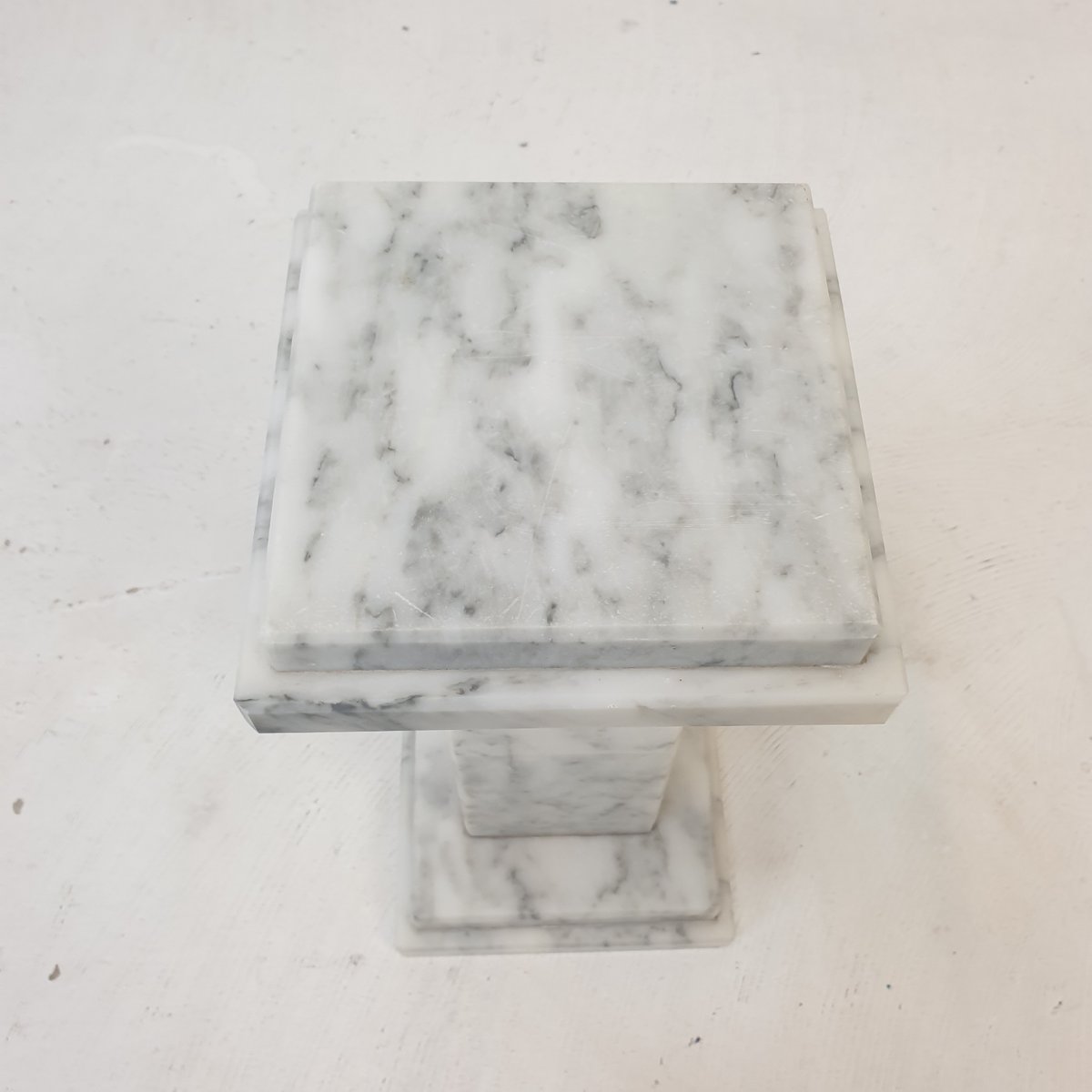Italian Marble Pedestal, 1950s for sale at Pamono