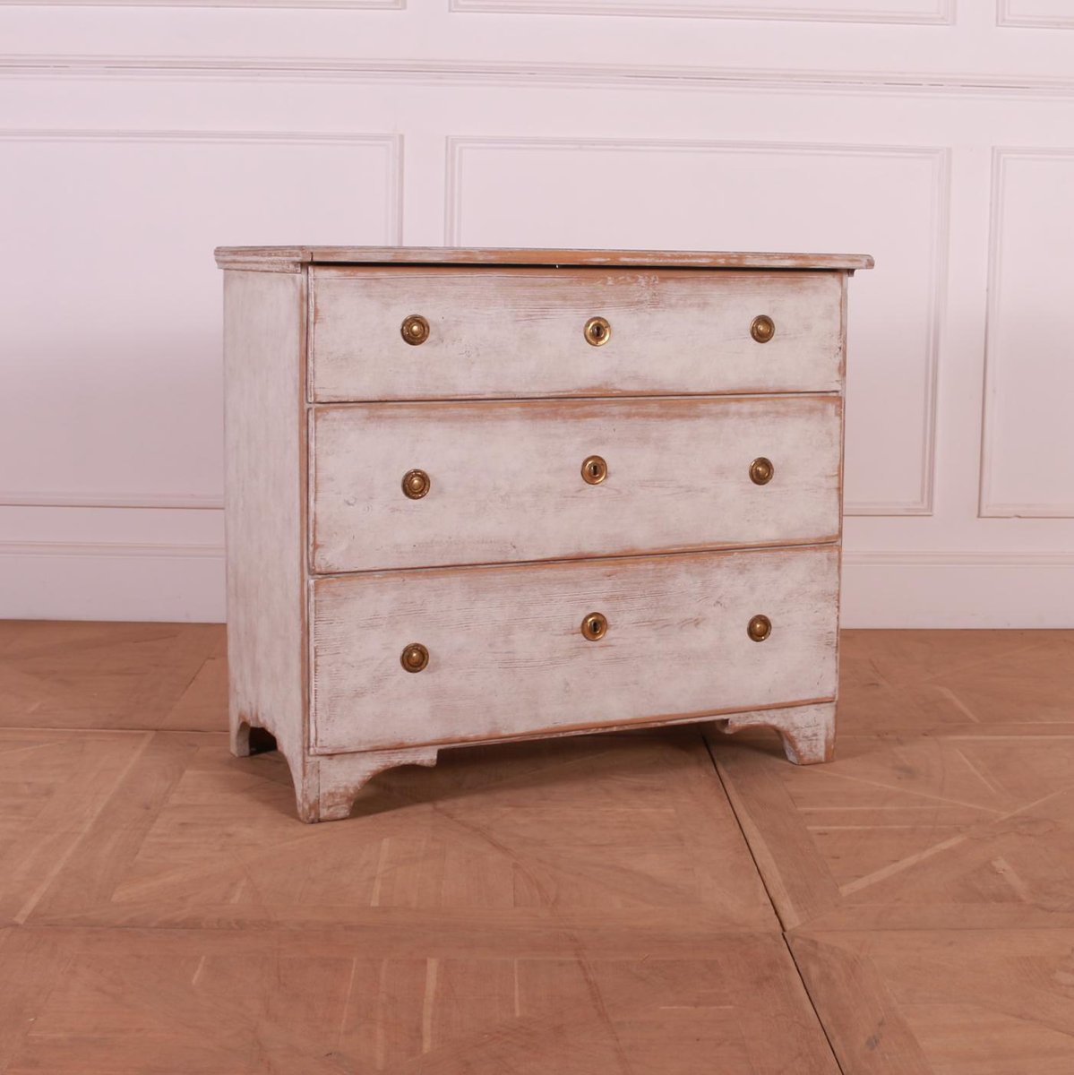 Bemalte schwedische Vintage Kommode bei Pamono kaufen