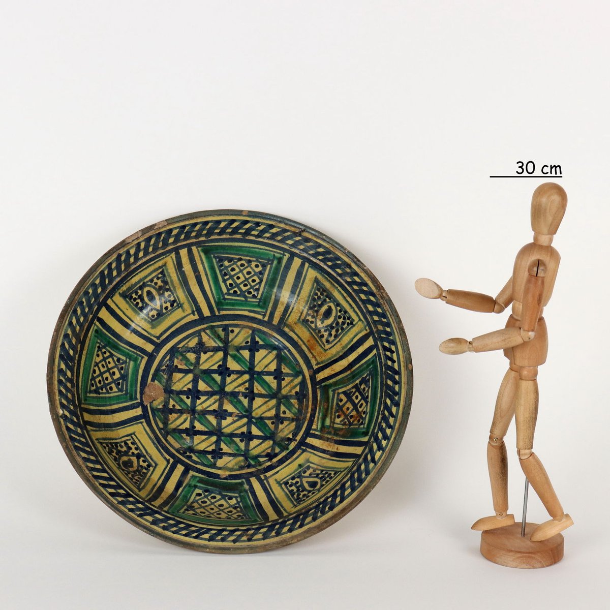 Ceramic Plate, Morocco, 19th Century for sale at Pamono