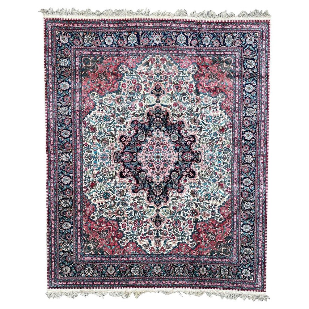 Large Silk Middle Eastern Chinese Rug, 1990s for sale at Pamono