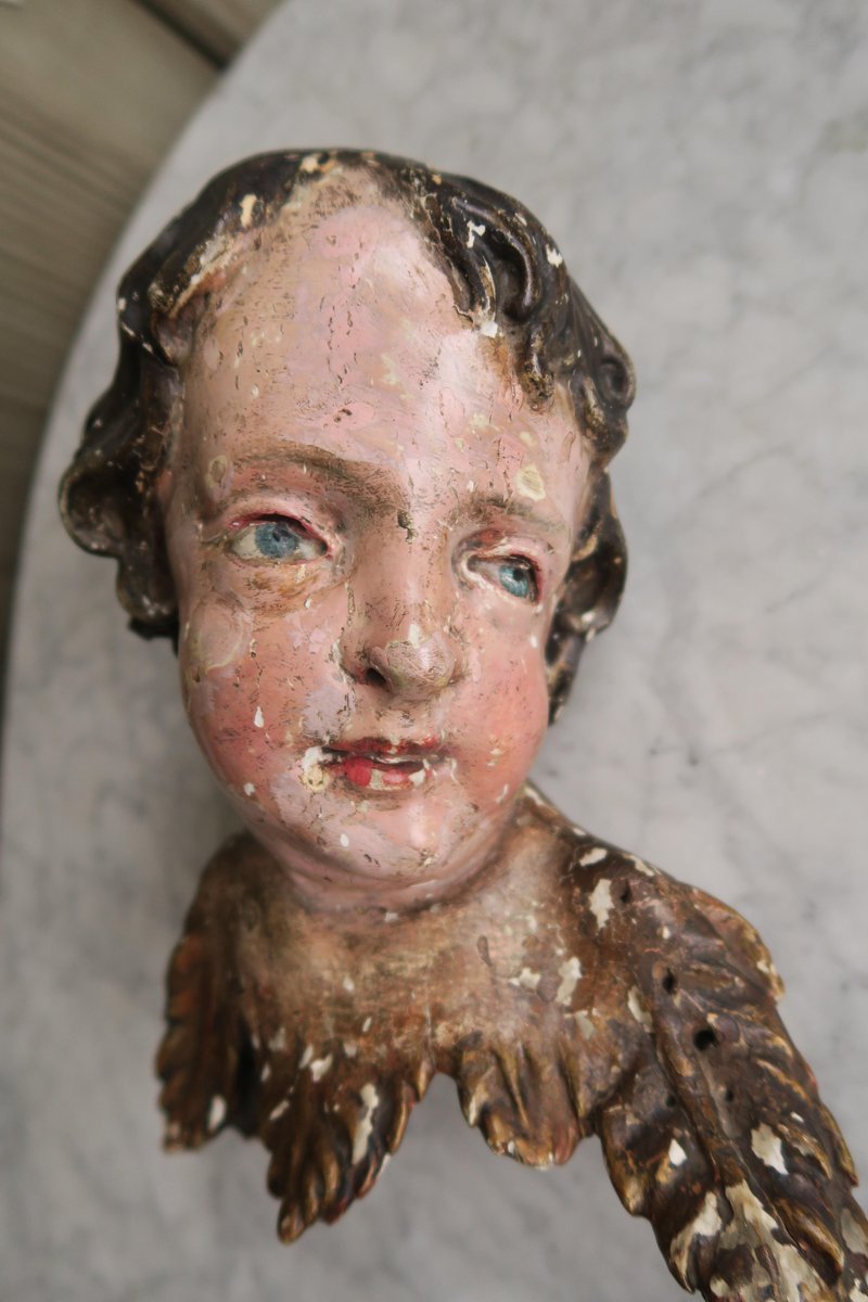Carved Baroque Angel, 18th Century for sale at Pamono