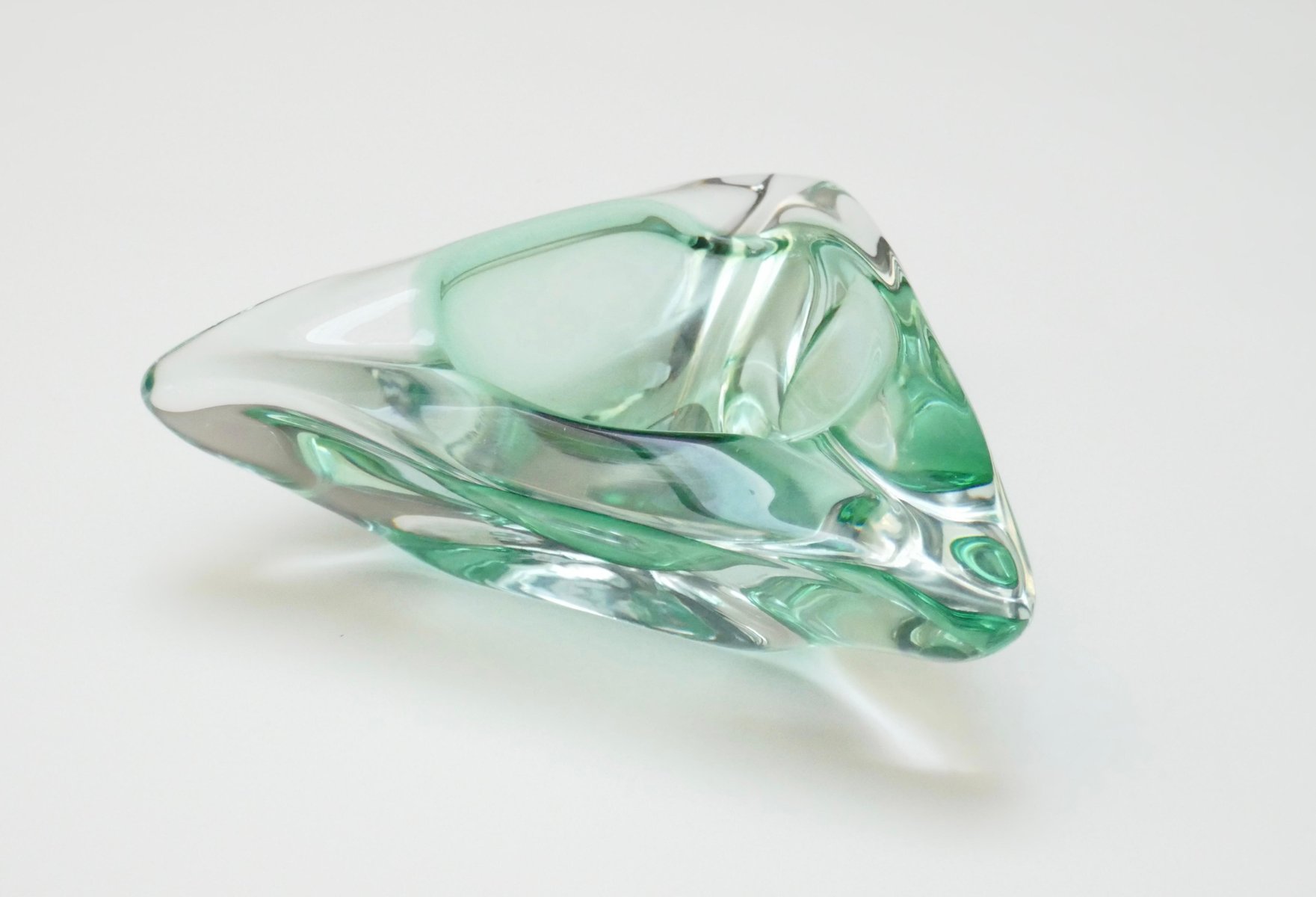 Italian Green Art Glass Triangular Bowl, 1960s for sale at Pamono