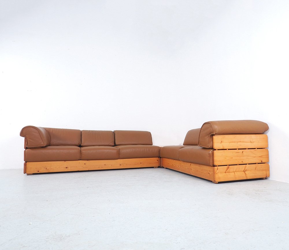 Vintage Corner Sofa with Coffee Table in Pinewood and Leather, 1970s ...