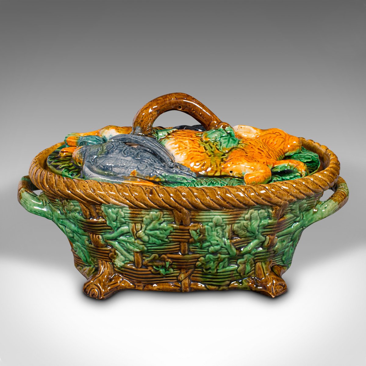 Englische Mid-Century Game Pie aus Keramik, 1950er bei Pamono kaufen