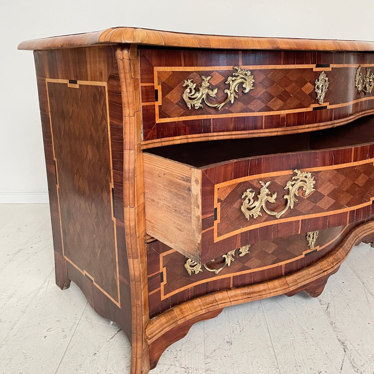 Baroque Chest of Drawers from Nussbaum and Amaranth, 1760 for sale at ...