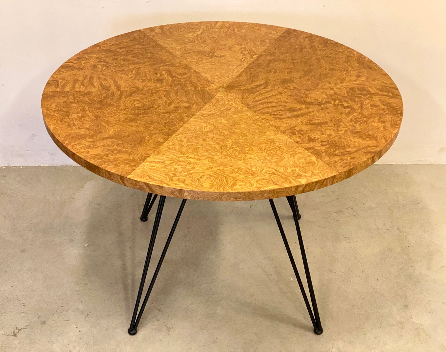 Mid-Century Round Table, 1960s for sale at Pamono