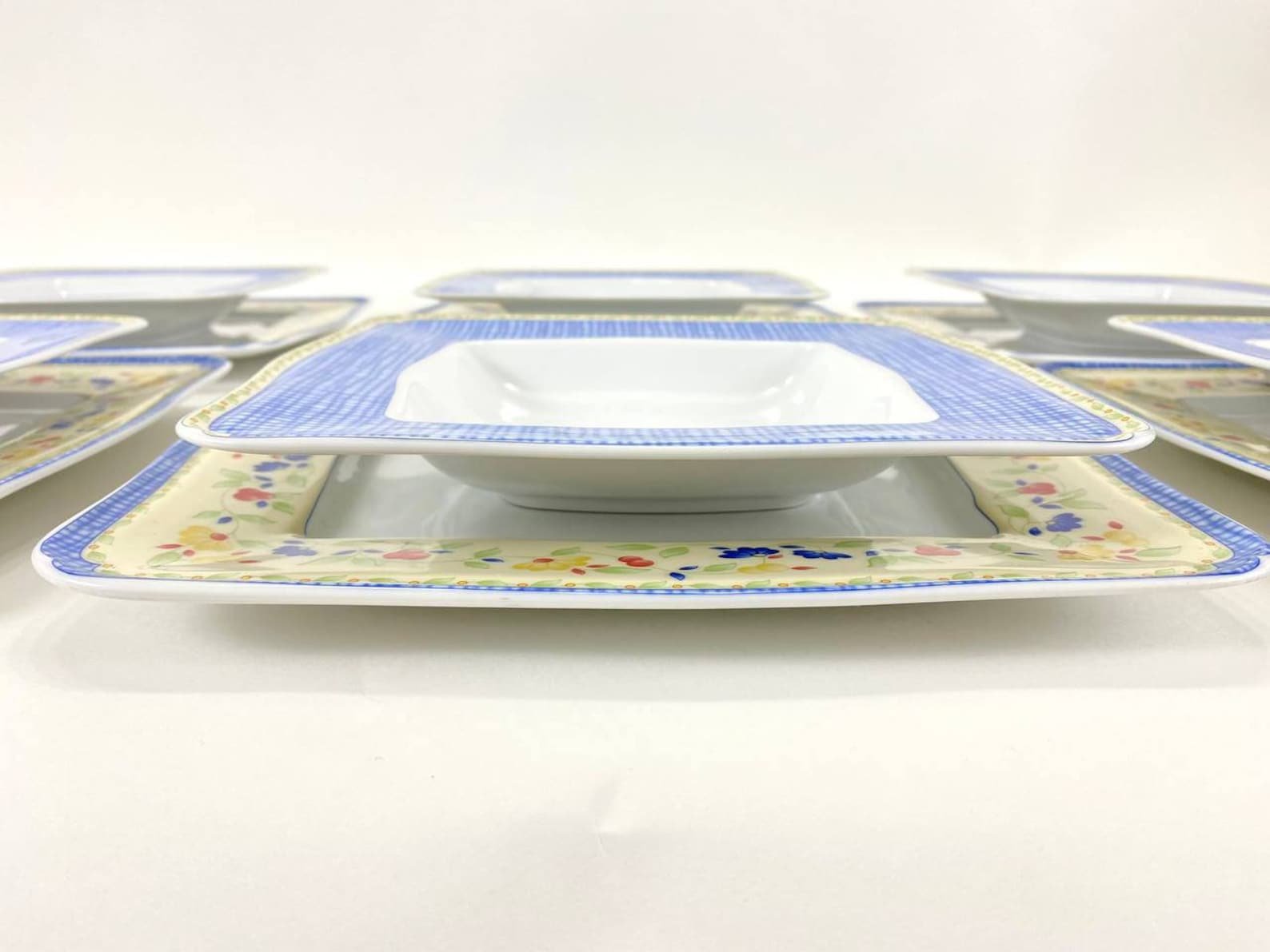 Square Plates and Deep Plates with Floral Pattern, Set of 6 for sale at ...